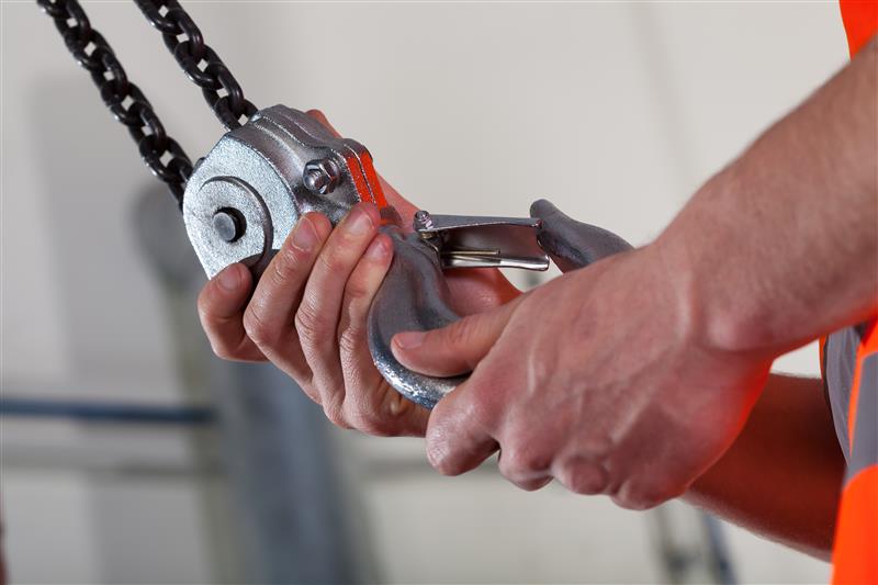 How to Choose the Best Lifting Gear for Your Specific Needs – UK ...